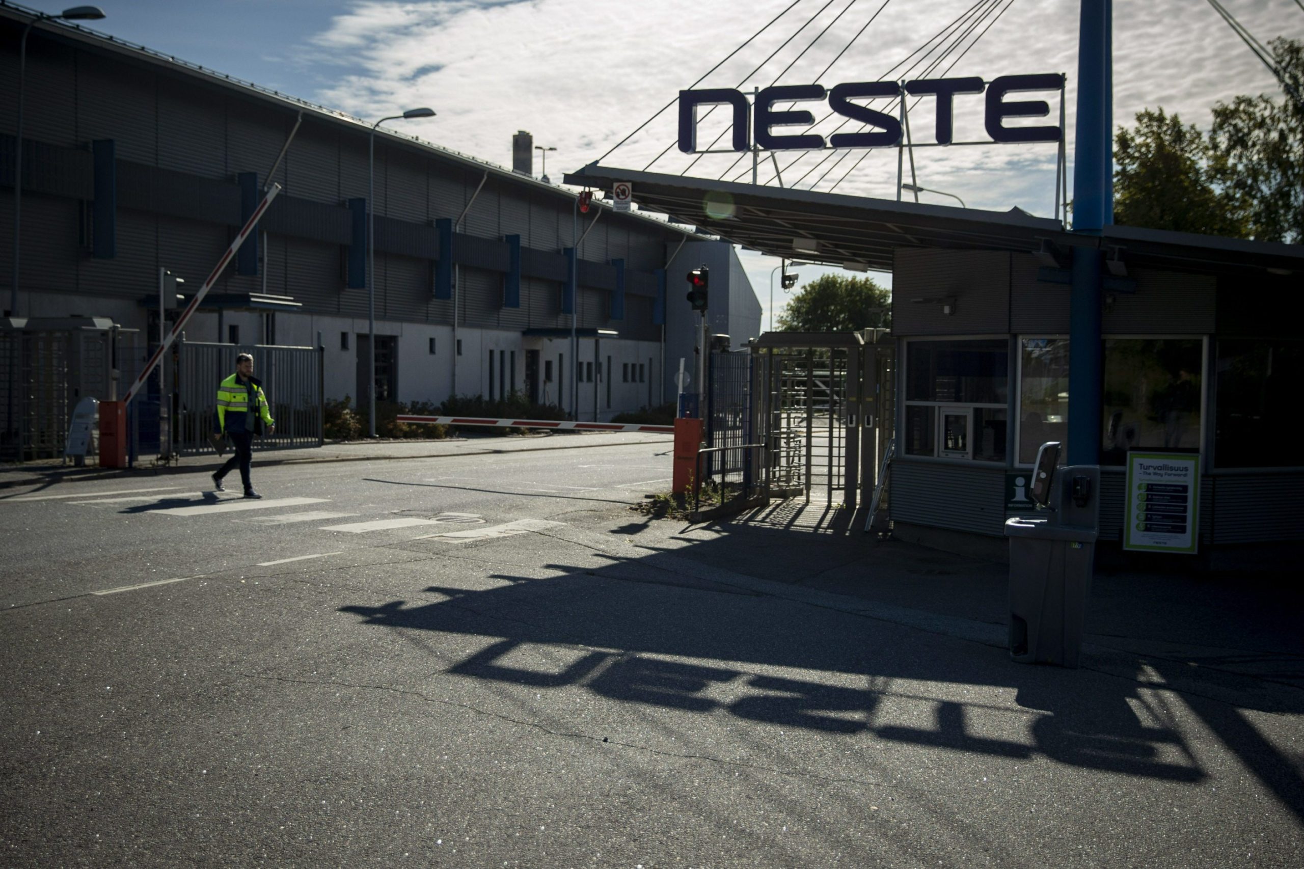 Nesteen yt-neuvottelut päätökseen – 370 työtehtävää lakkaa - Suomenmaa.fi