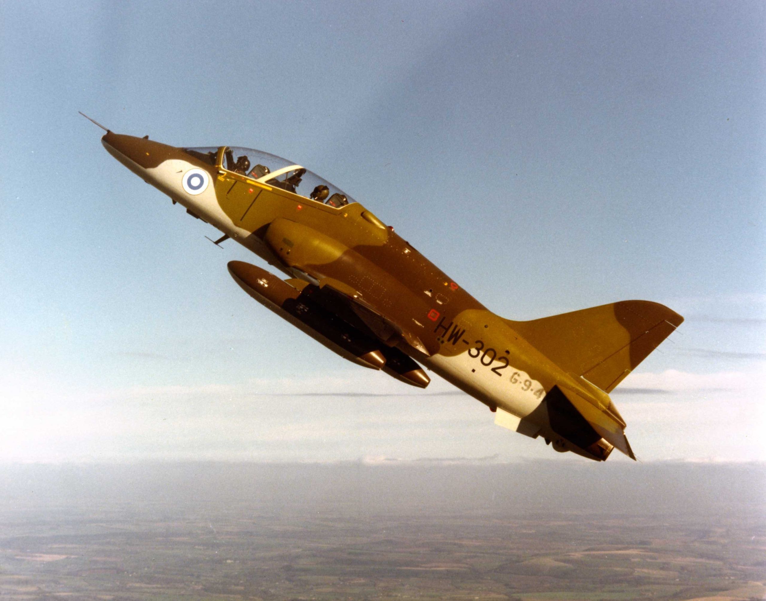 Hawkit lensivät Suomeen 40 vuotta sitten – brittikoneesta tulee ...