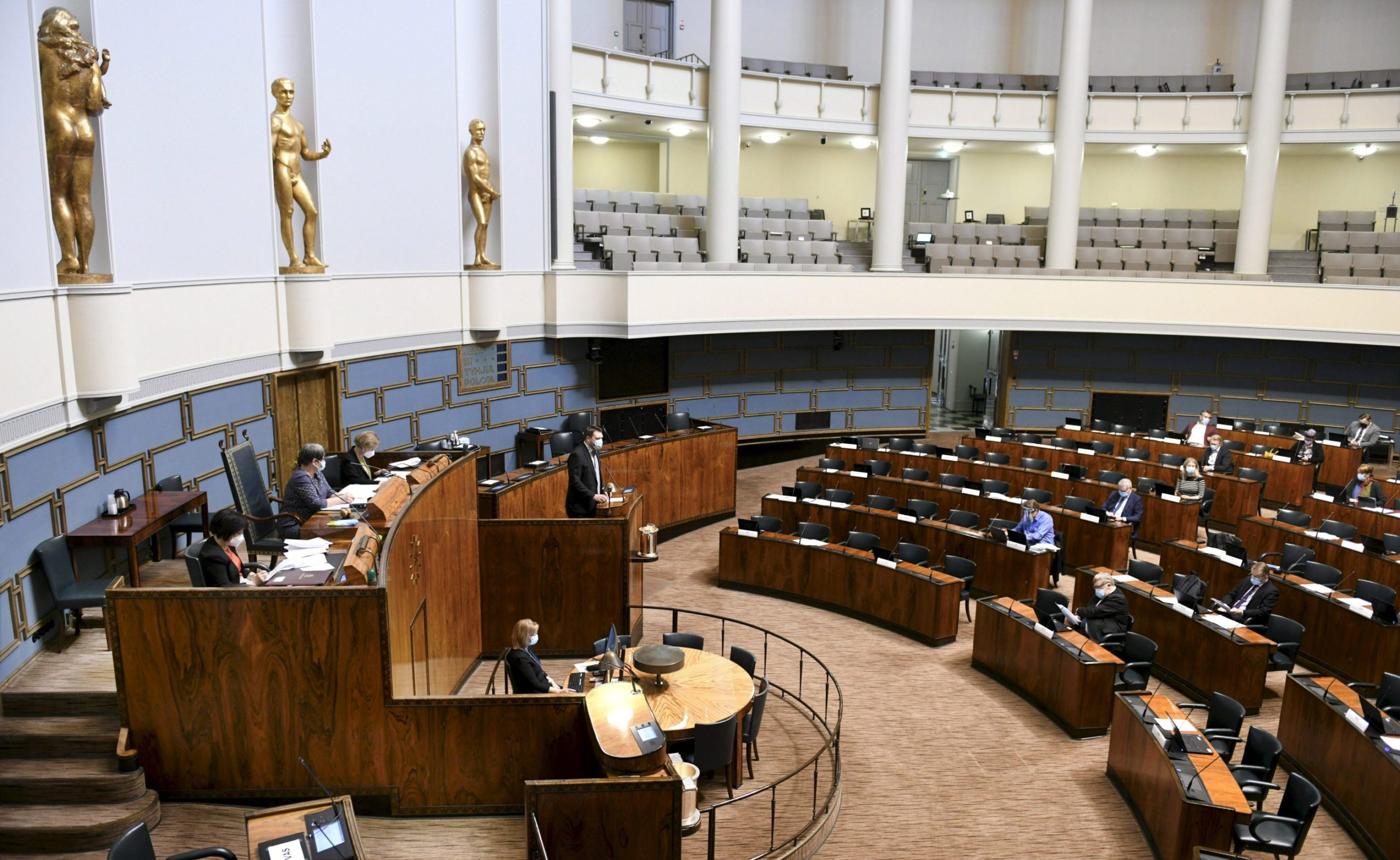Eduskunta jatkaa toimintarajoituksiaan huhtikuun ajan - Suomenmaa.fi