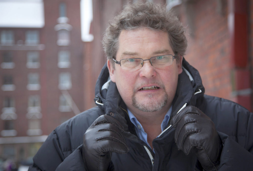 Monet taiteilijat ovat säästäneet jo kaikesta, ja pettymys politiikkaan ...