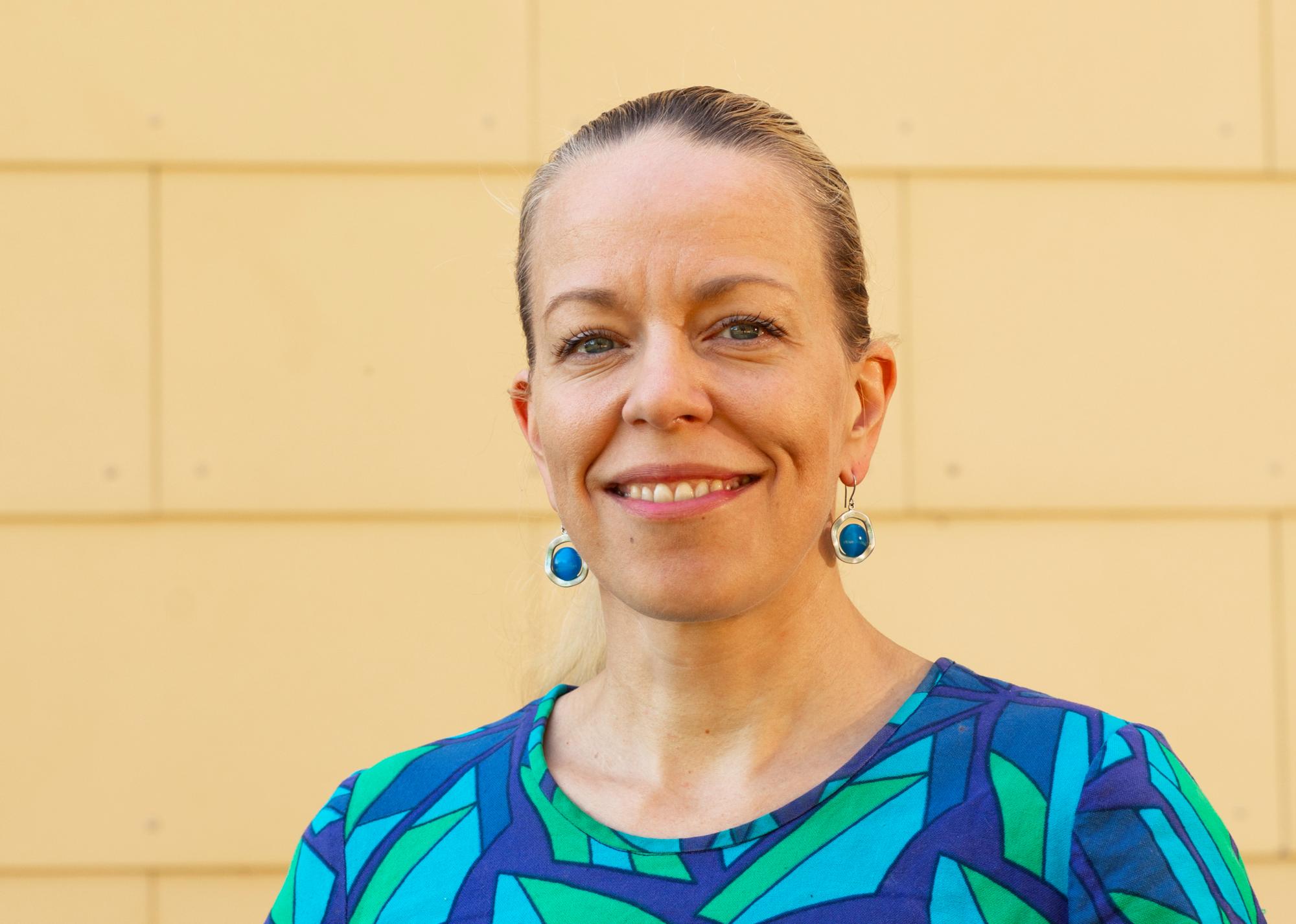 Kyläkoulun uusi elämä – Katri Manninen