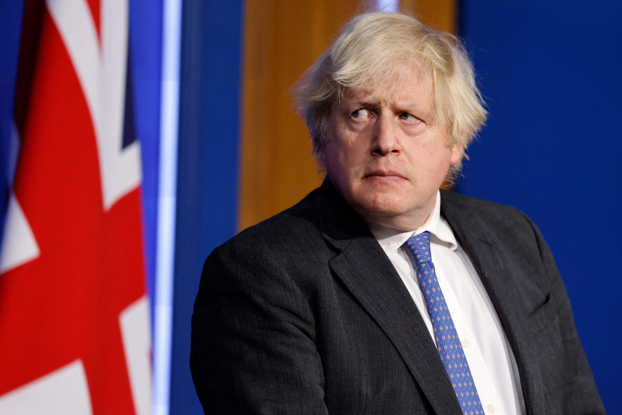 Guardian: Pääministeri Boris Johnson näyttää rikkoneen ...