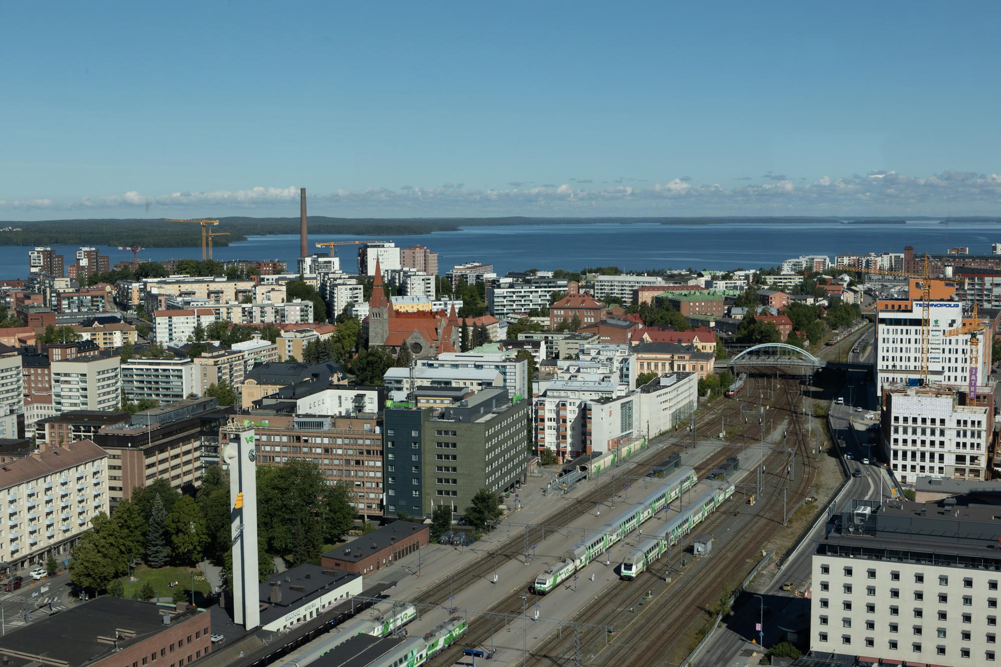 Koulutuksen aloituspaikat eivät vastaa työpaikkakehitystä tai väestön ...