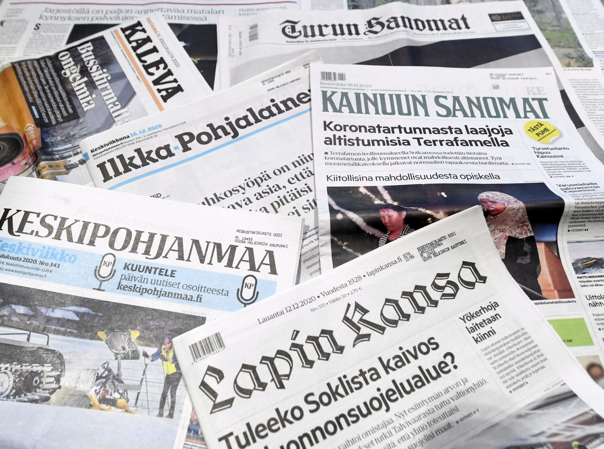 Sanomalehdet ovat suomalaisten mielestä luotettavin media, taakse ...