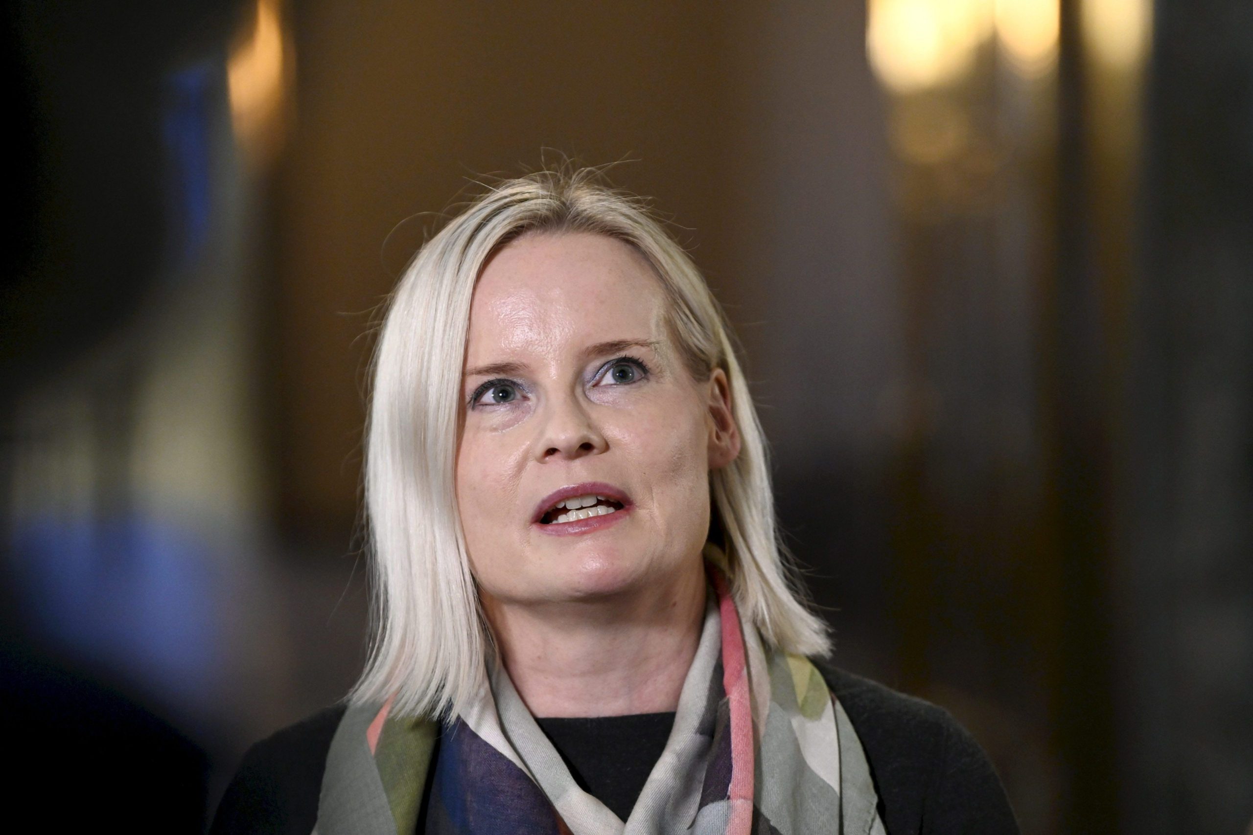 Riikka Purra luopuu hallintovaliokunnan puheenjohtajuudesta – "Se ei ...