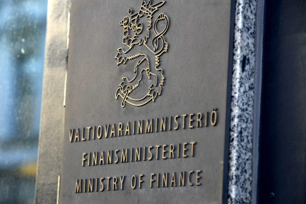 Valtiovarainministeriö julkaisee talouskartoituksen, jonka tarkoitus on tarjota keinoja julkisen ...