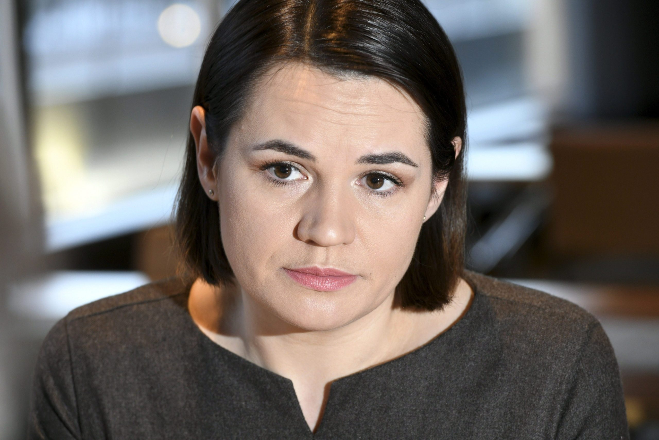 Valko-Venäjän oppositiojohtaja: Putinista riippuvainen Lukashenka vain ...