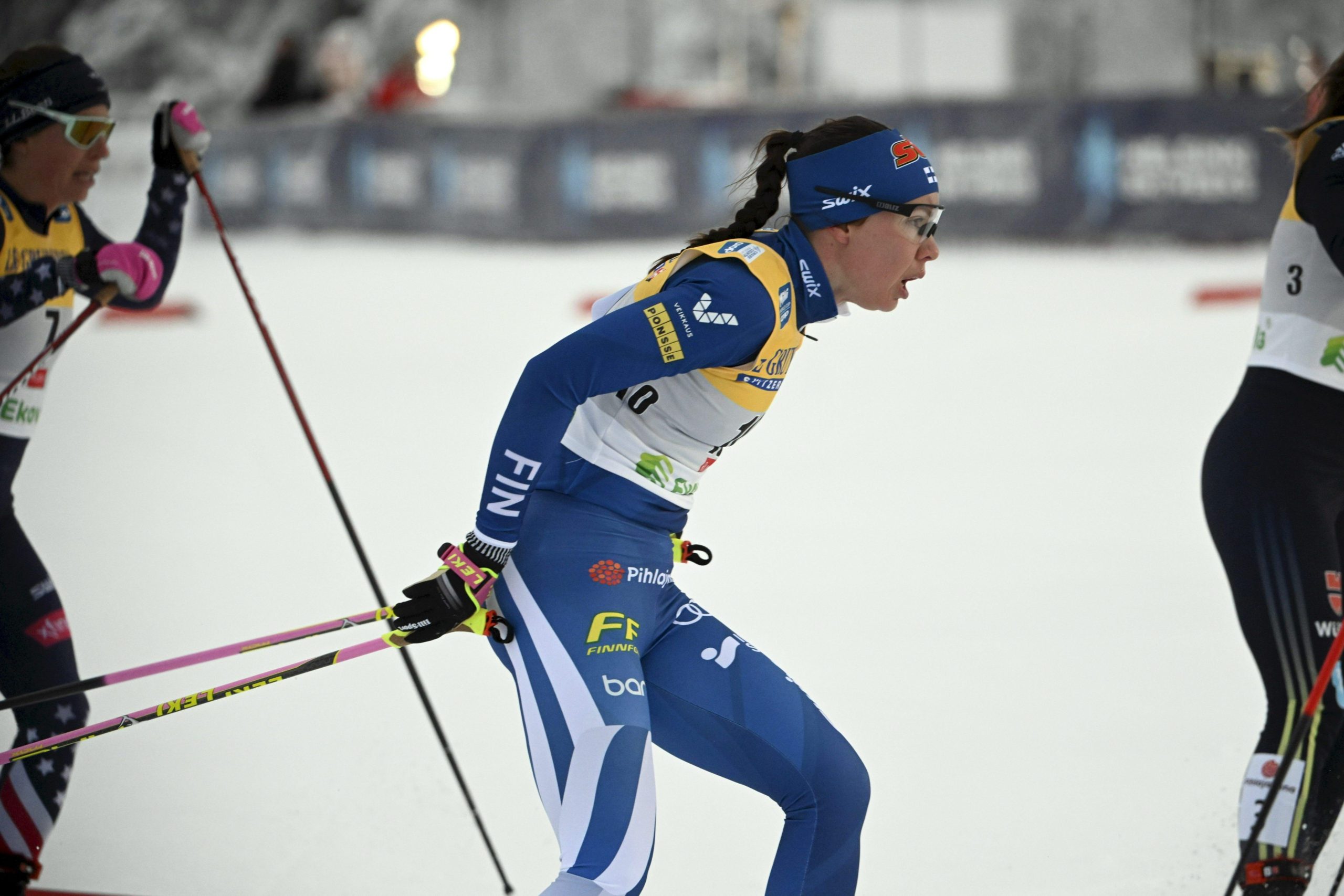 Kerttu Niskanen kamppaili Ebba Anderssonin jälkeen toiseksi maailmancupin yhteislähdössä ...