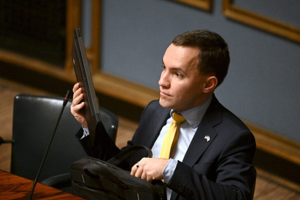 Wille Rydman jättää kokoomuksen - Suomenmaa.fi