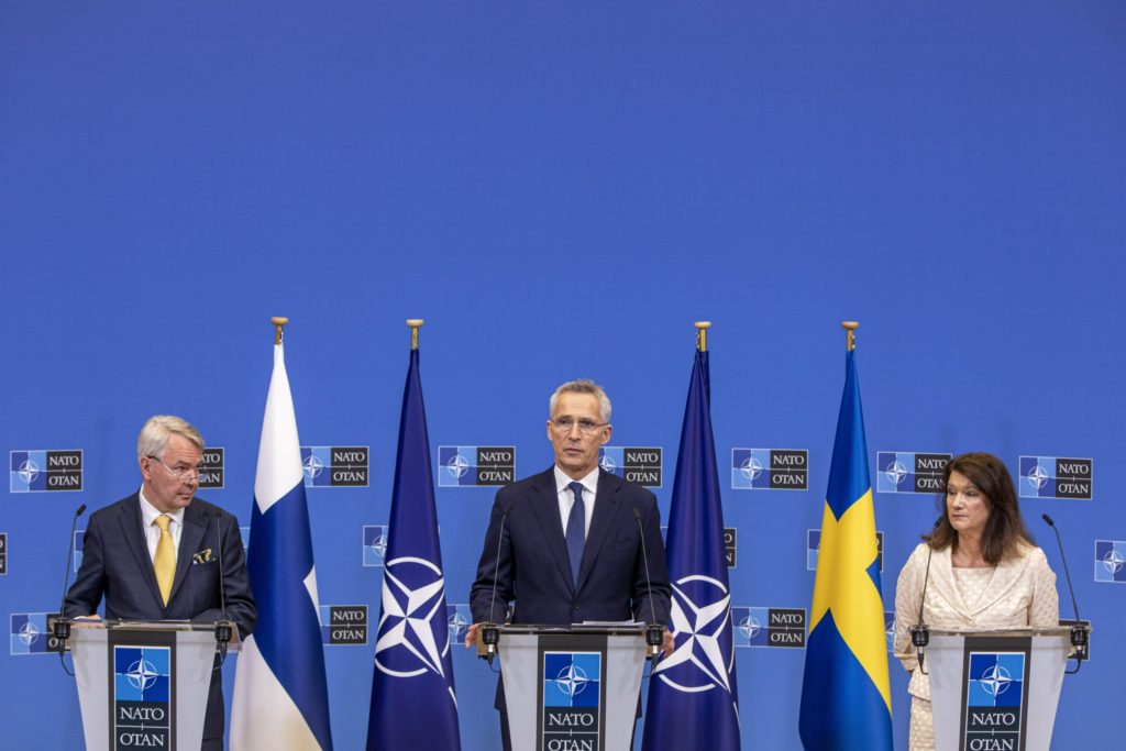 Suomi voi mennä Natoon ennen Ruotsia - Suomenmaa.fi