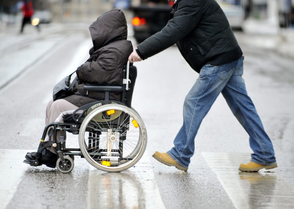 Lukijalta: Kuka on vammainen? Olisiko vammaisen muututtava? - Suomenmaa.fi