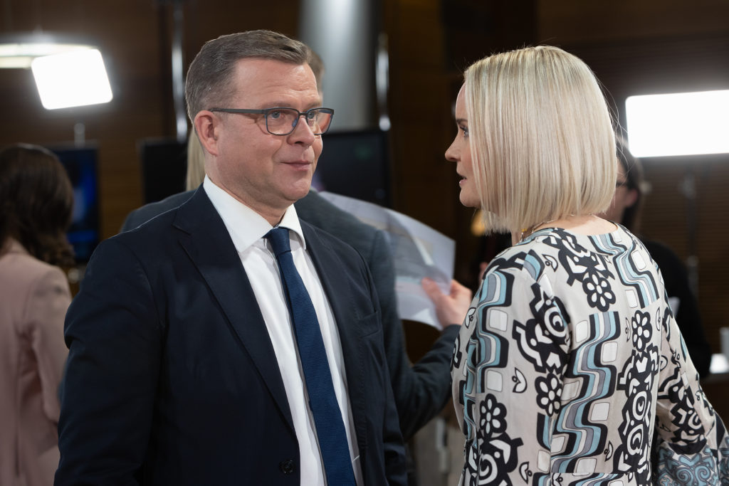 Tutkija: Kokoomuksella on kaksi vaihtoehtoa, mutta keskikokoisia ...