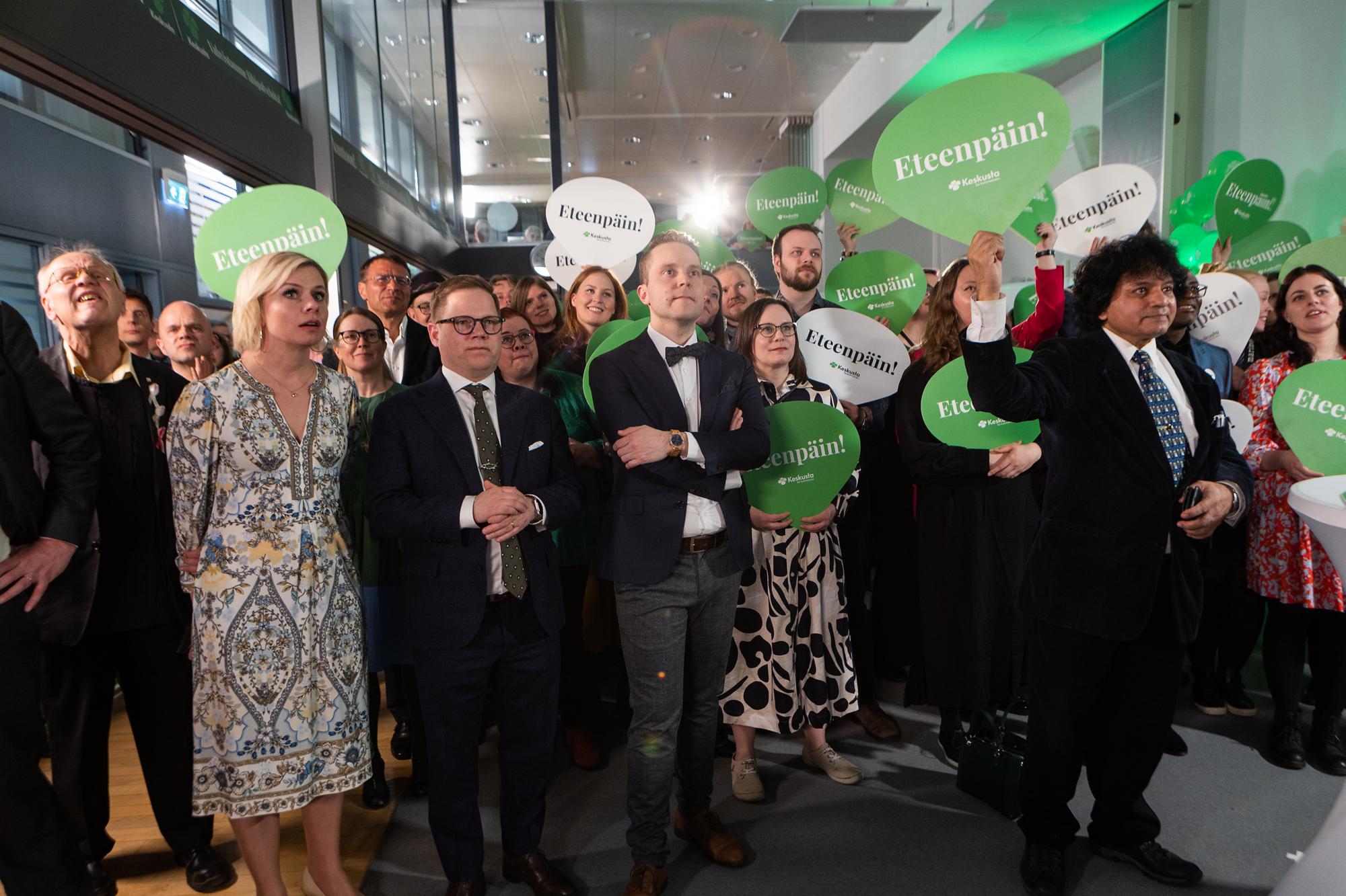 Keskusta hakee uutta alkua oppositiosta - Suomenmaa.fi