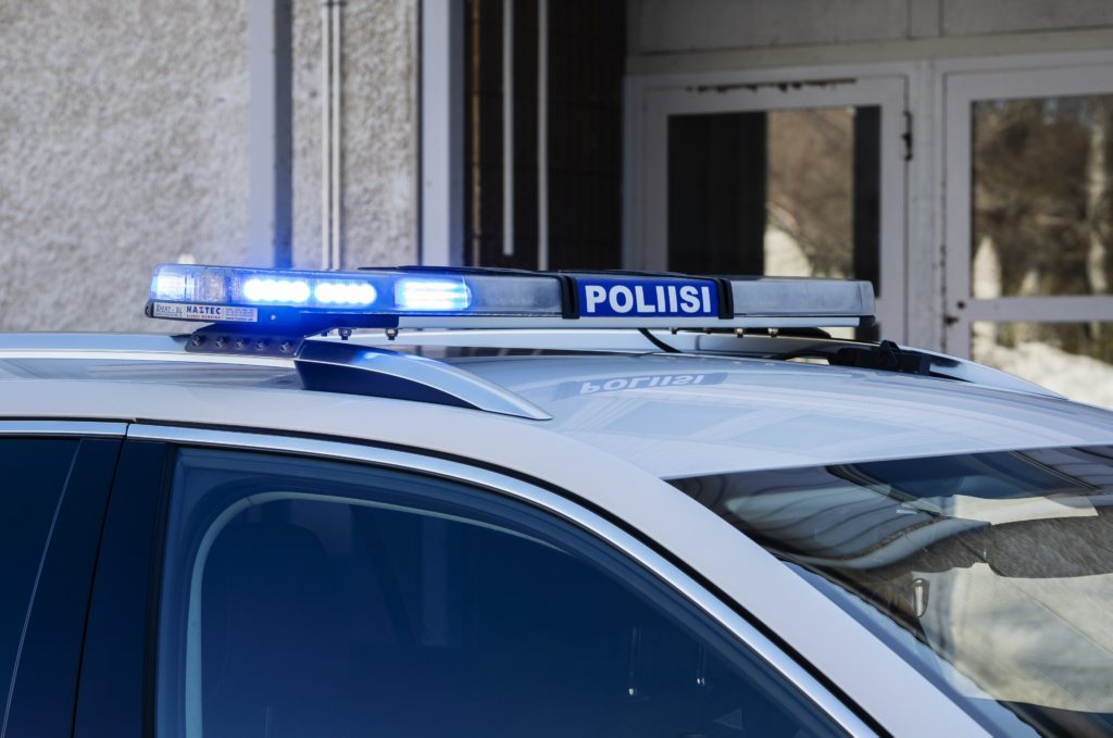 Poliisi epäilee: Kuriirit toivat yli 200 kiloa huumeita Ruotsista Oulun ...