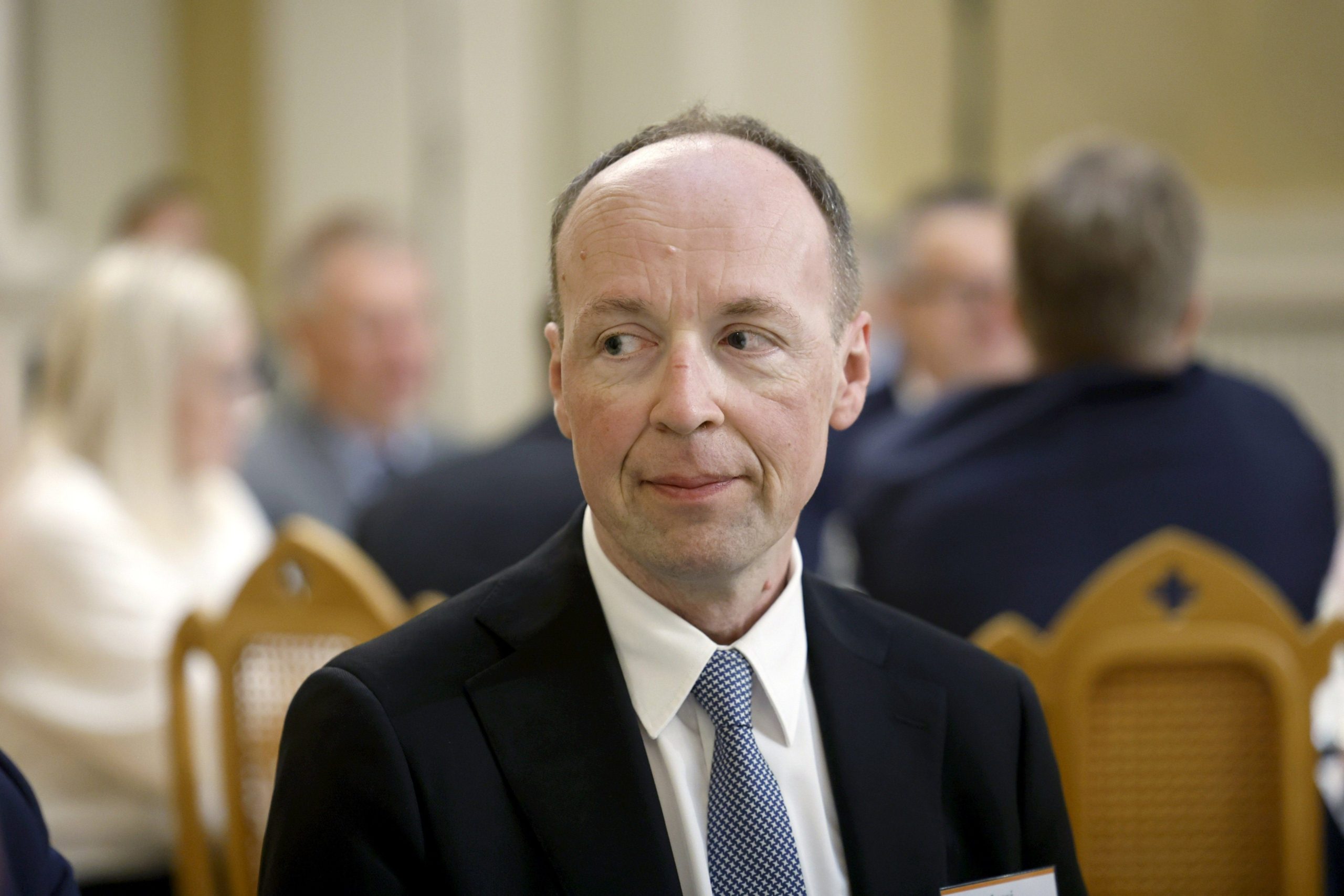 Halla-aho valittiin puhemieheksi – kymmeniä protestiääniä - Suomenmaa.fi