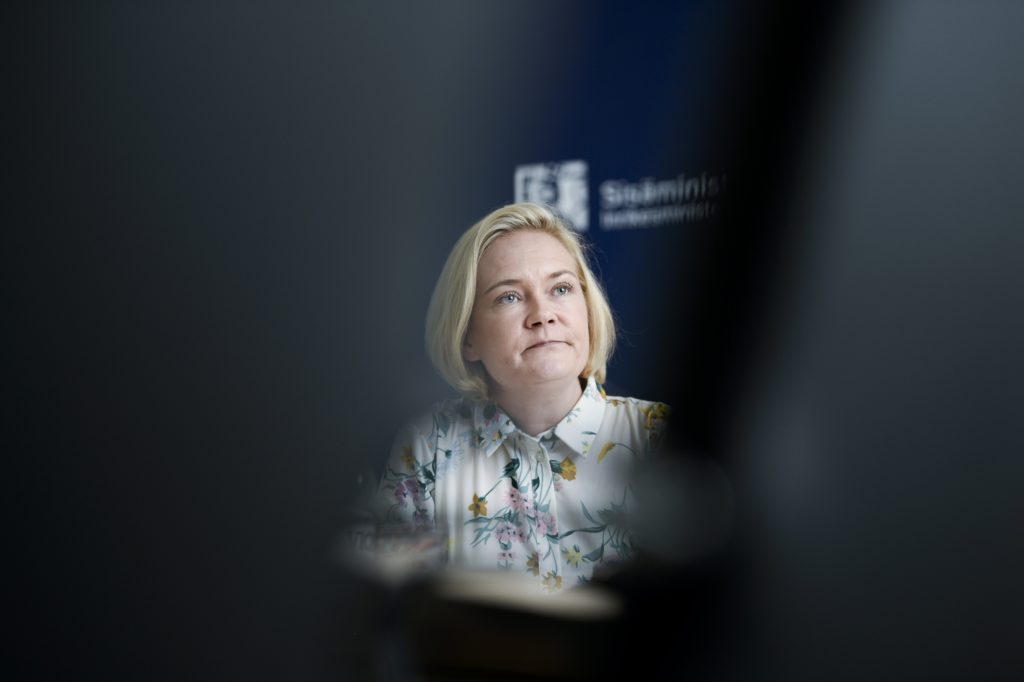 Sisäministeri Rantanen MTV:llä Tiitisen listasta: Voisi olla ihan asiallista tuoda julki ...