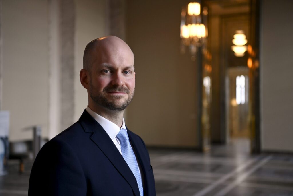 Kokoomuksen Valkonen: Suunnitelma ensi vaalikauden sopeutustavoitteesta ...