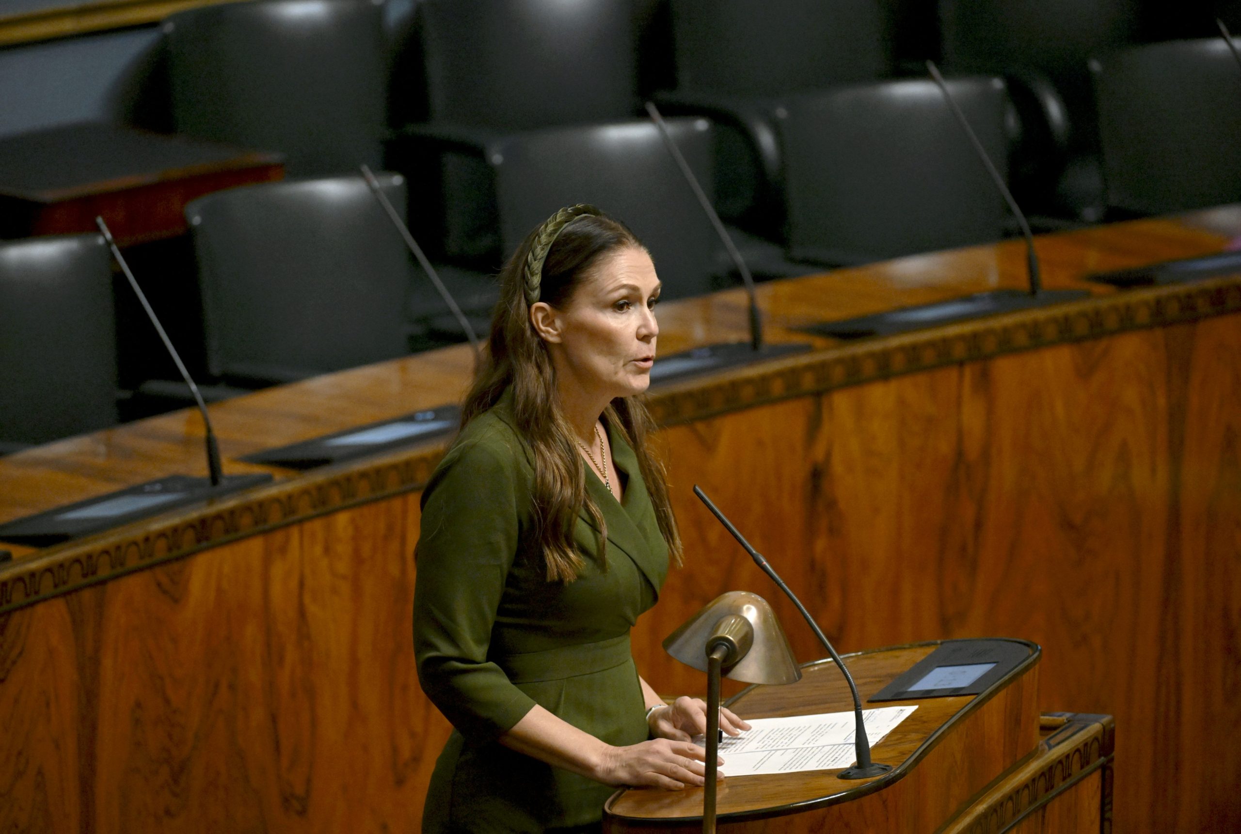 Ministeri Lulu Ranne sai monen mutkan jälkeen valtiosihteerin ...