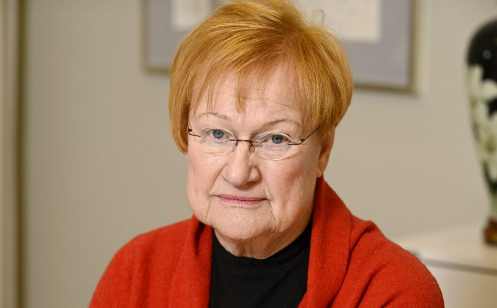 Presidentti Halonen on sairaalassa noroviruksen vuoksi - Suomenmaa.fi