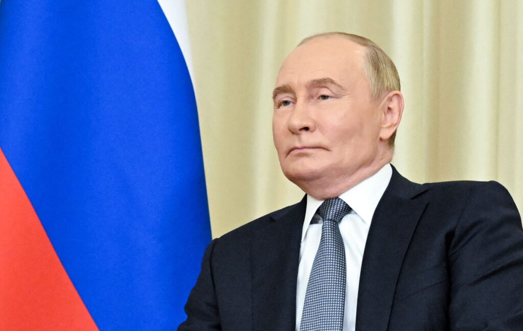 Täysi rähinä Venäjän TV:ssä – Kremlin ex-sisäpiiriläiseltä suorat sanat ...