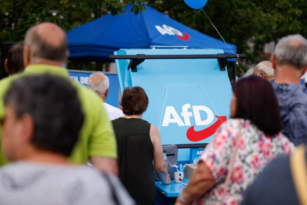 Palomuuri laitaoikeistolaista AfD:tä vastaan rakoilee Saksan itäisissä ...