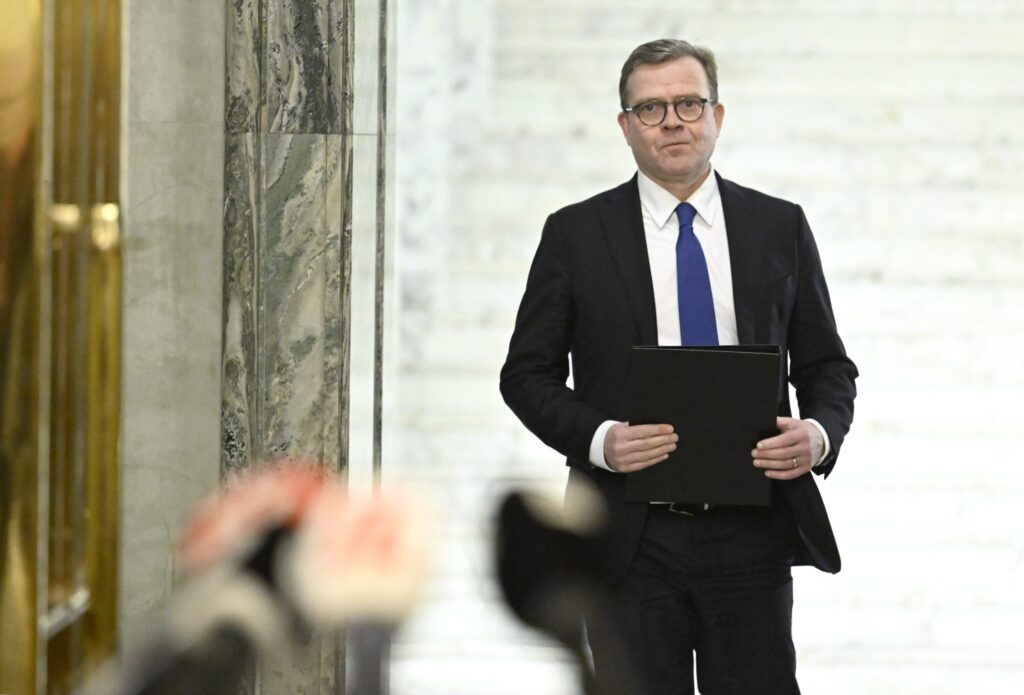 Hallitus pohjustaa puoliväliriihtä Finlandia-talossa, kasvutoimet ...