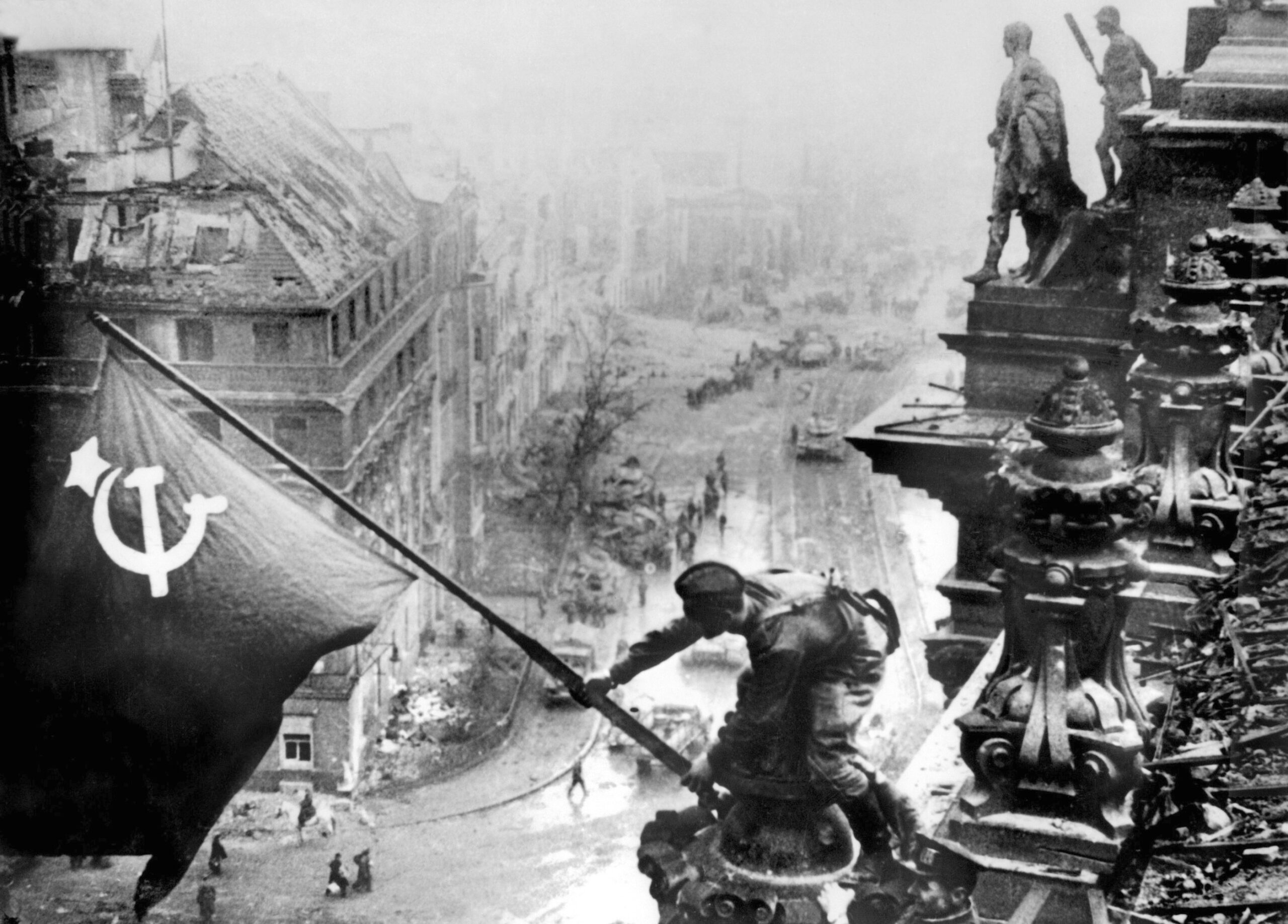 Historia | Tähän hetkeen kiteytyi natsi-Saksan nujertuminen ...