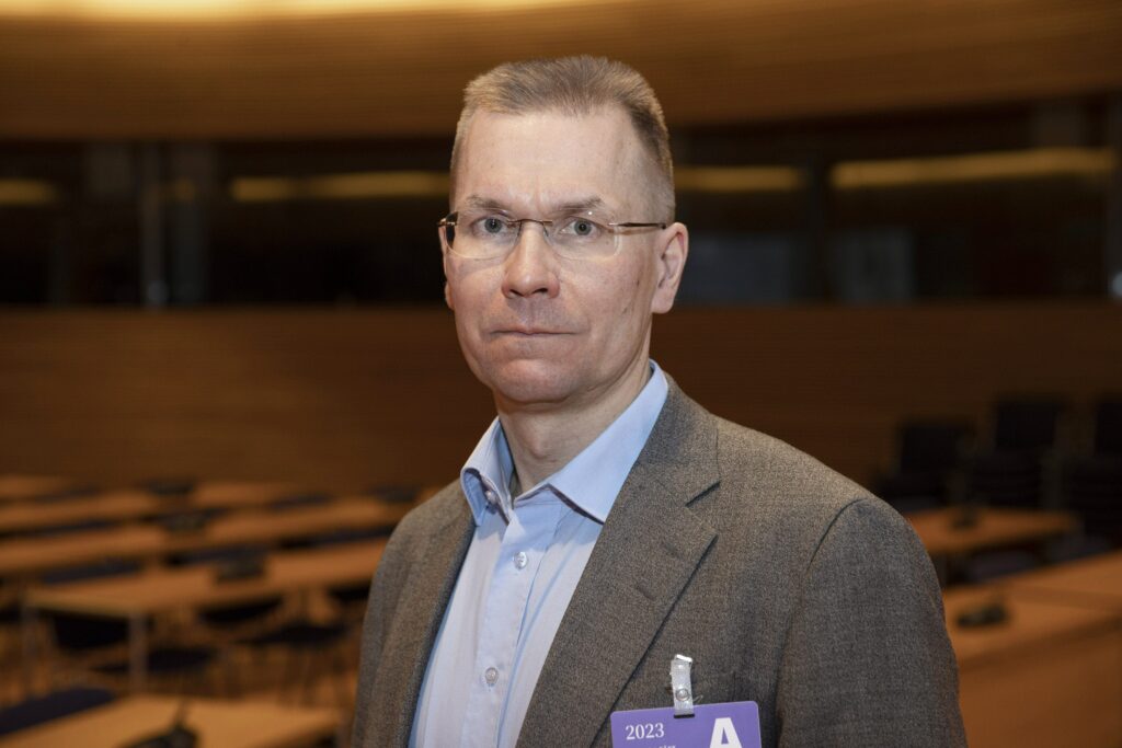 Ehdotus: Naisille ja sukupuolivähemmistöille omat osastot suurkaupungin ...