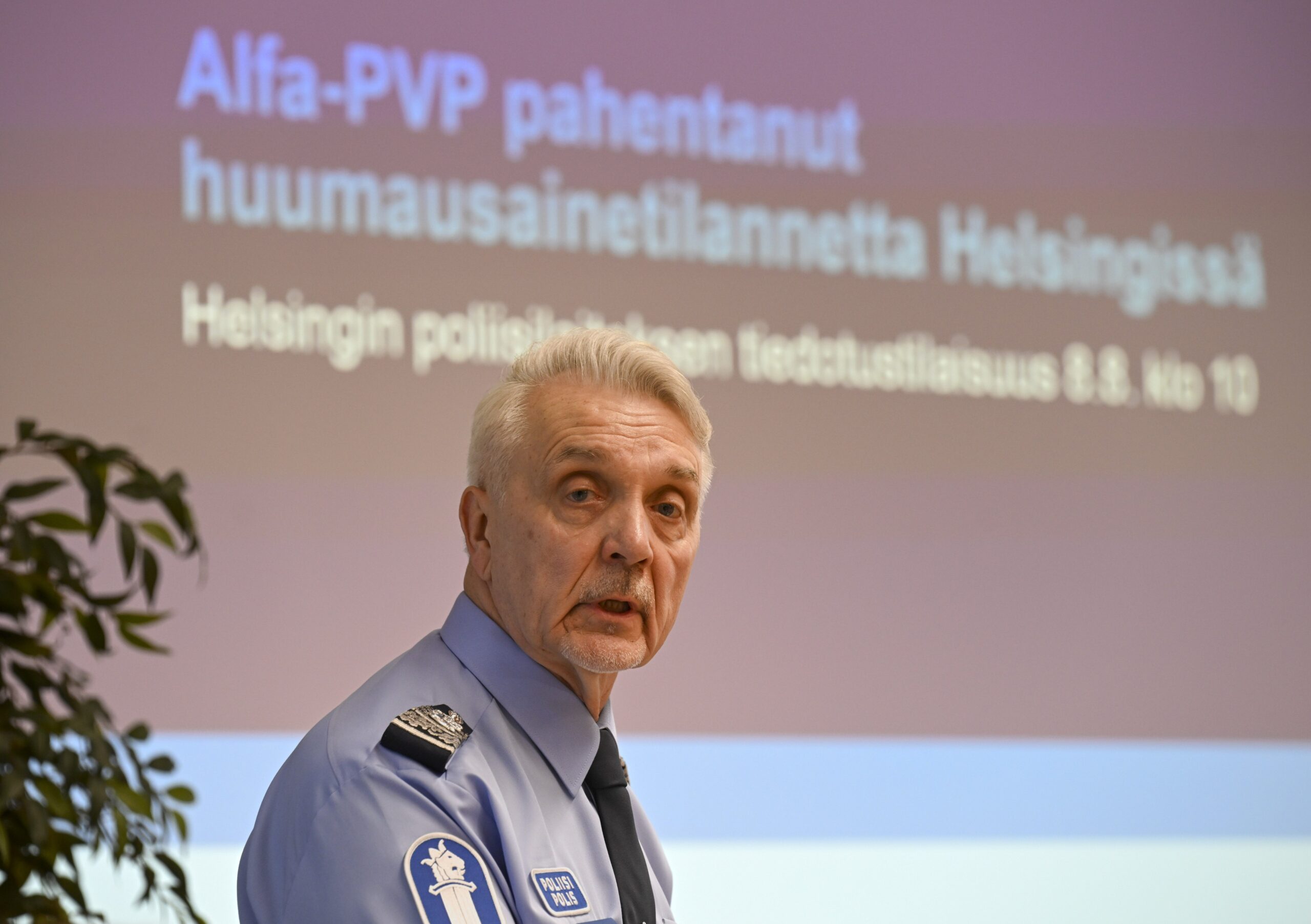 Hallusinaatioita, vainoharhaisuutta, psykoottista käytöstä – Poliisin ...