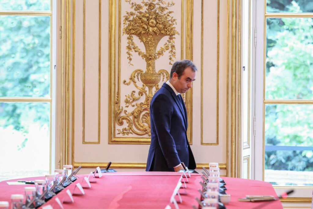 Ranskan pääministerin luottamus puntarissa, ennustetaan selviävän ...