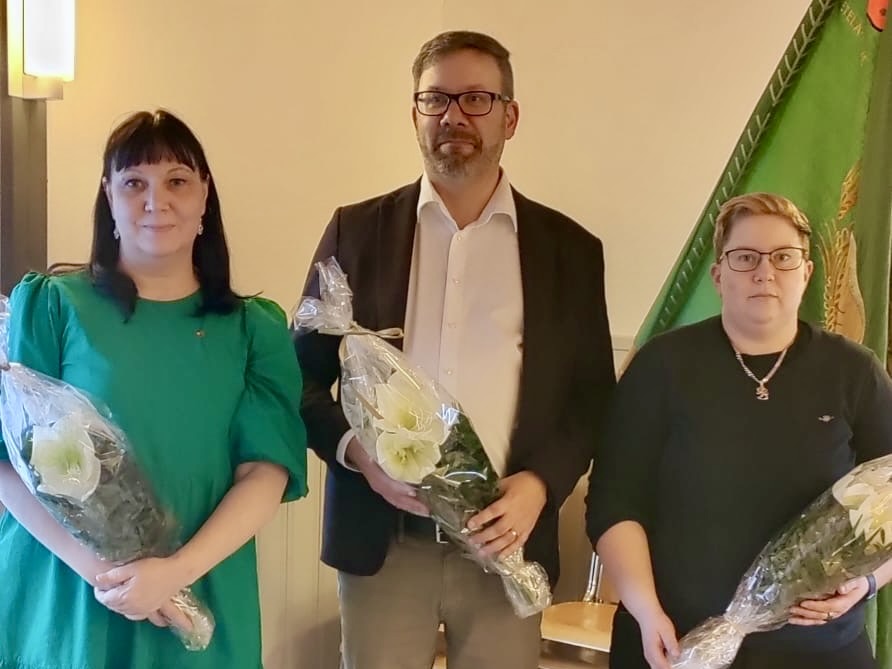 Mika Huuskonen jatkaa Keskustan Etelä-Hämeen piirin johdossa - Suomenmaa.fi