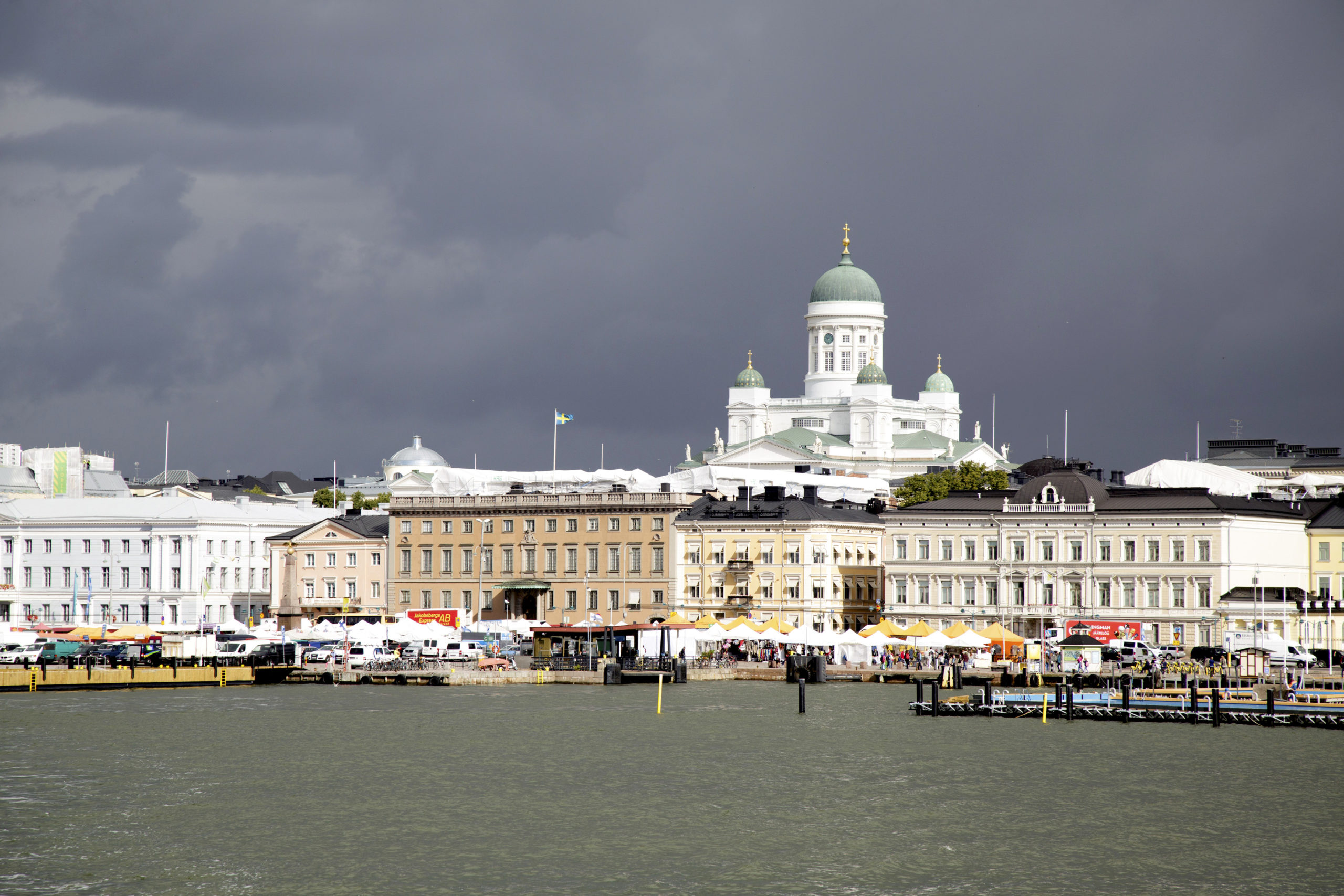 Helsingin keskusta tekee historiaa – ja se tekee kipeää - Suomenmaa.fi