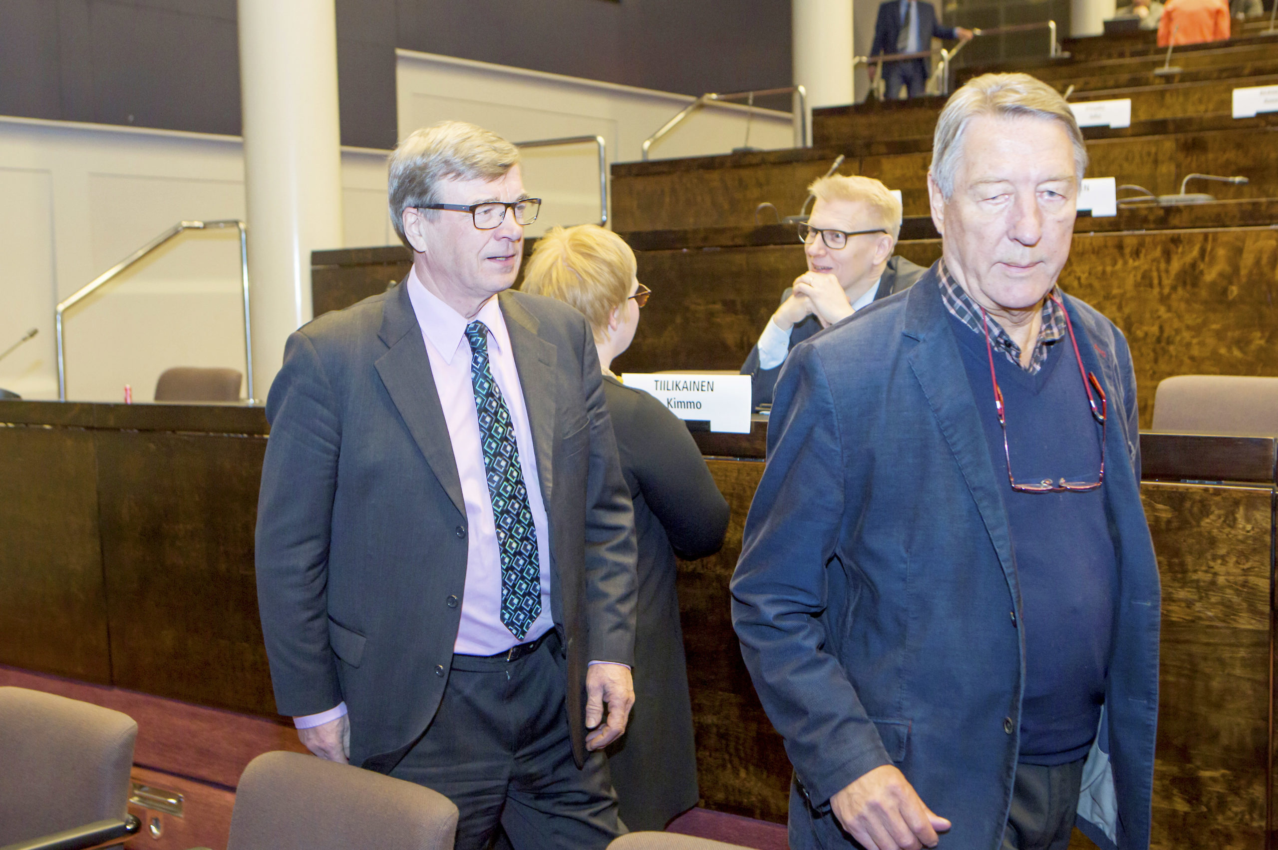 SK: Keskustakonkarit Kauko Juhantalo ja Timo Kalli jättävät eduskunnan ...