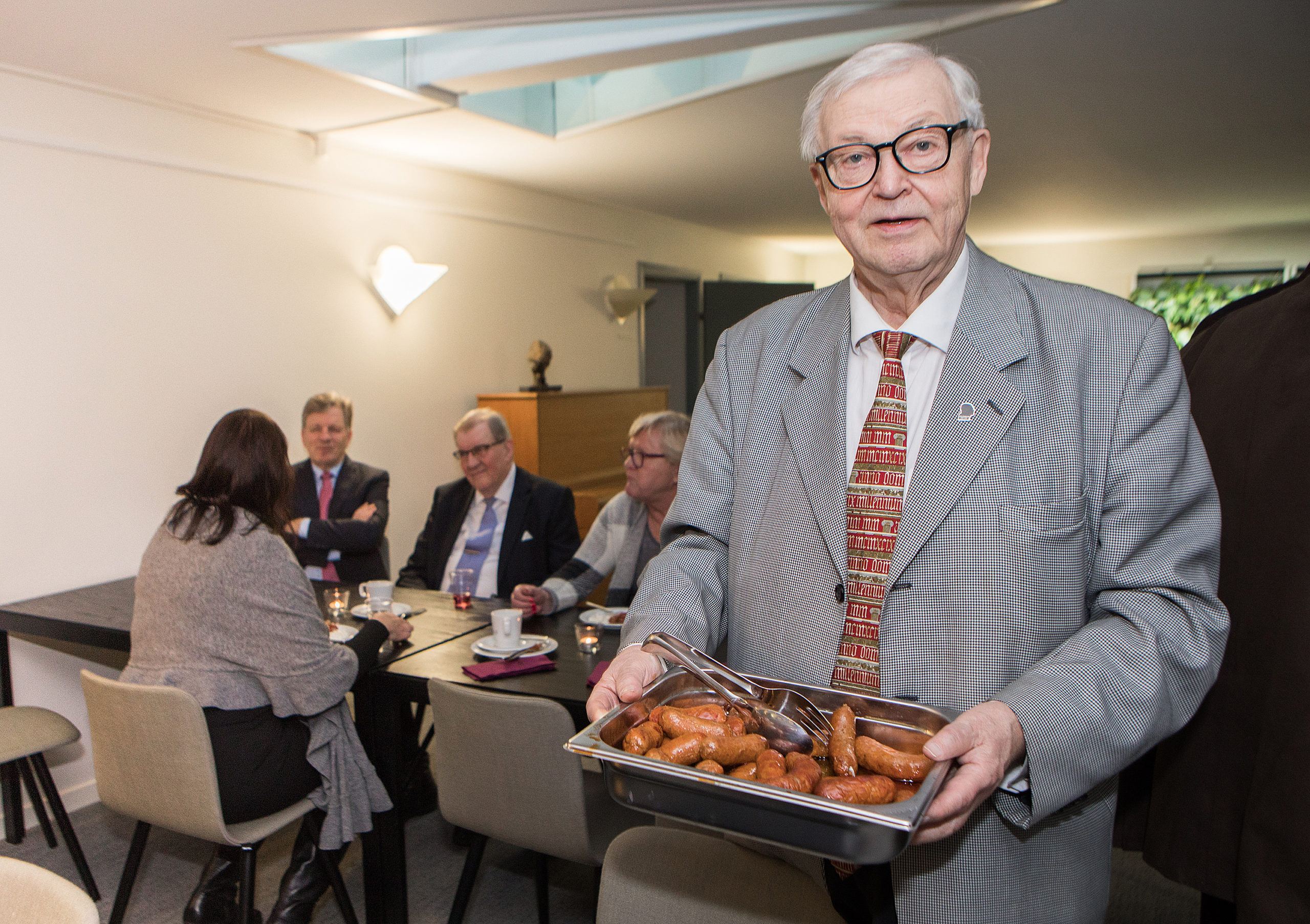Ei joulua ilman Seppo Sarlundin makkaroita - Suomenmaa.fi