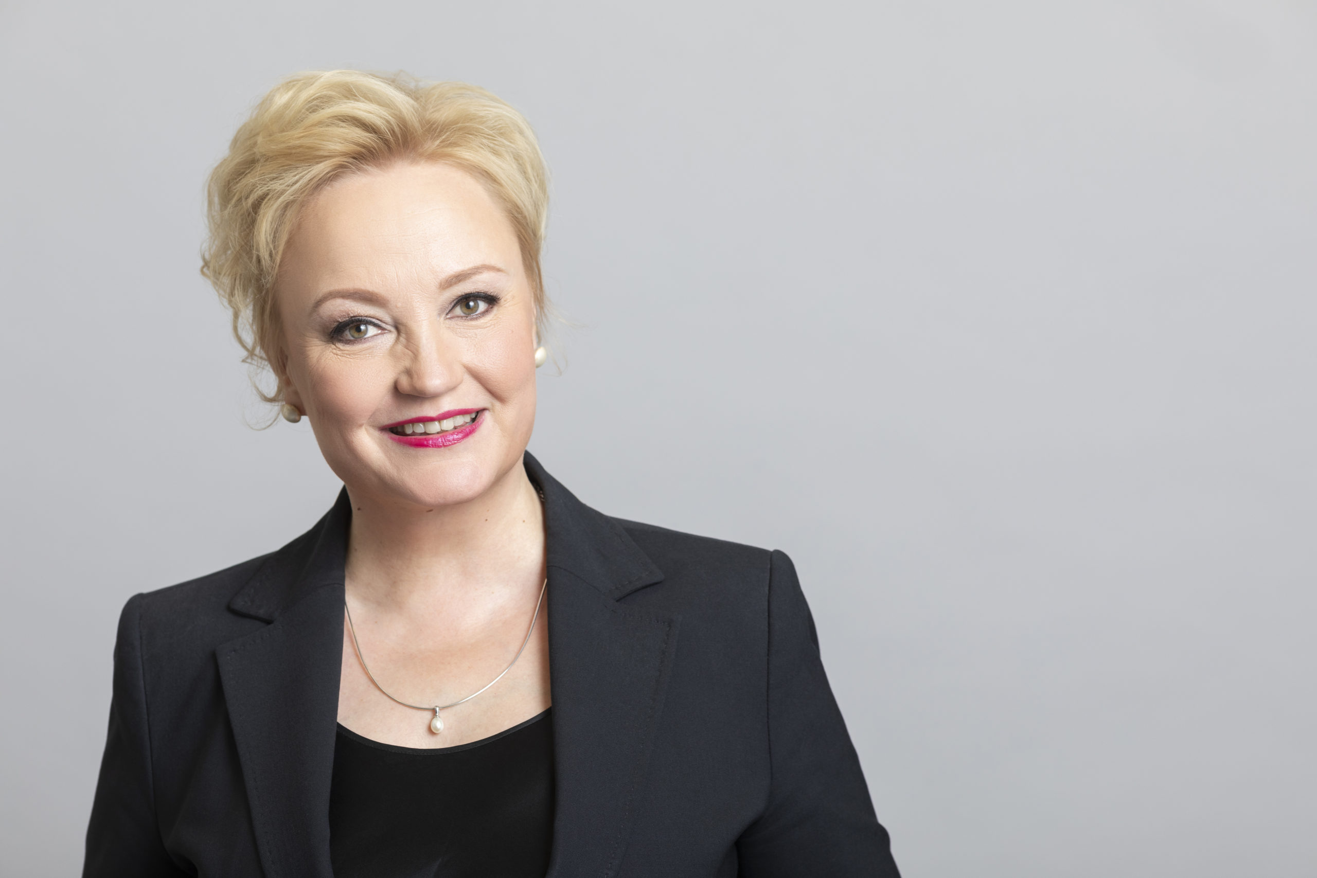 MEP Elsi Katainen: Suomeen on saatava kansanvaltaiset maakunnat ...