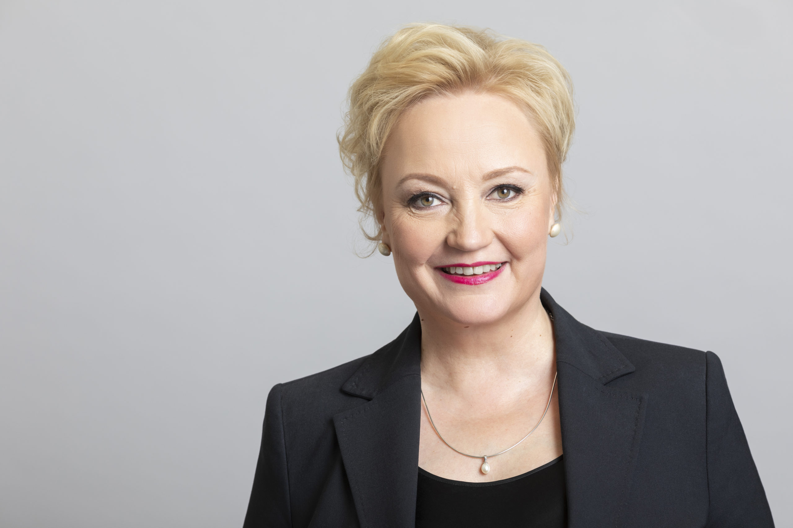 Euroopan paniikkiherätyksestä uuteen vastuunkantoon - Elsi Katainen