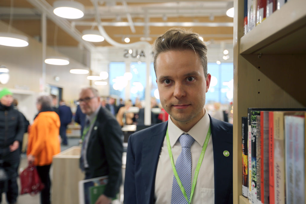 Yle: Keskustan varapuheenjohtaja Petri Honkonen ei pyri puolueensa ... Yle: Keskustan varapuheenjohtaja Petri Honkonen ei pyri puolueensa ...