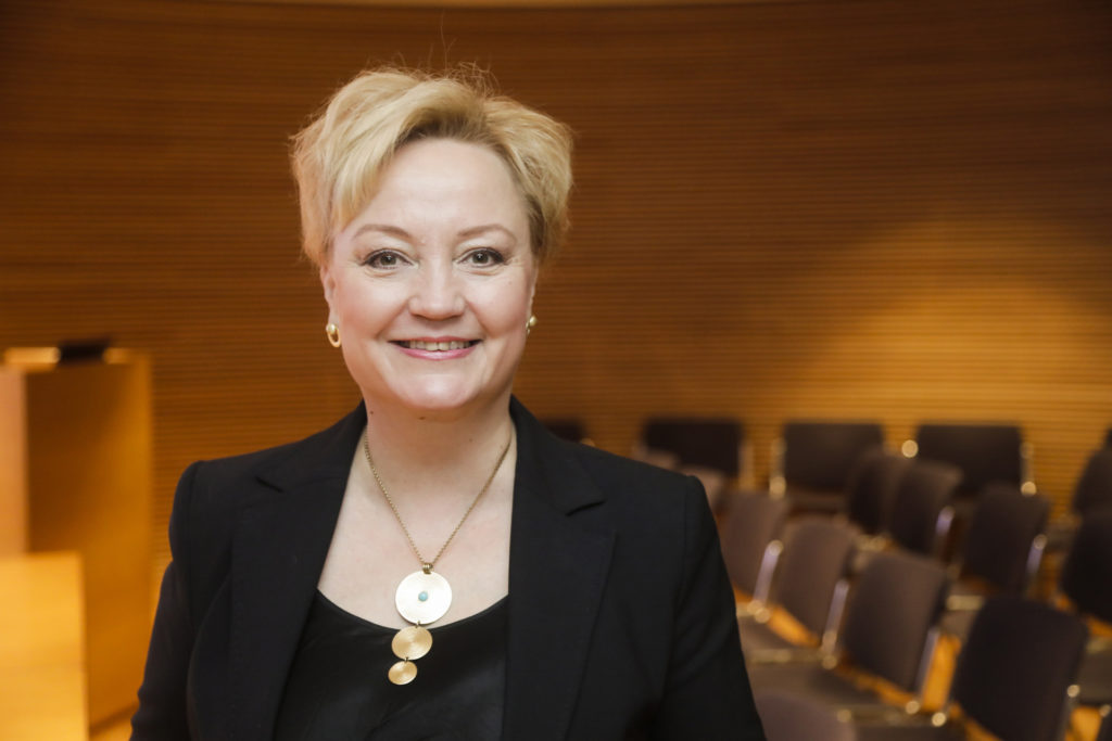 Meppi Elsi Katainen: Harvaan asuttuja seutuja ei saa unohtaa EU:n ...